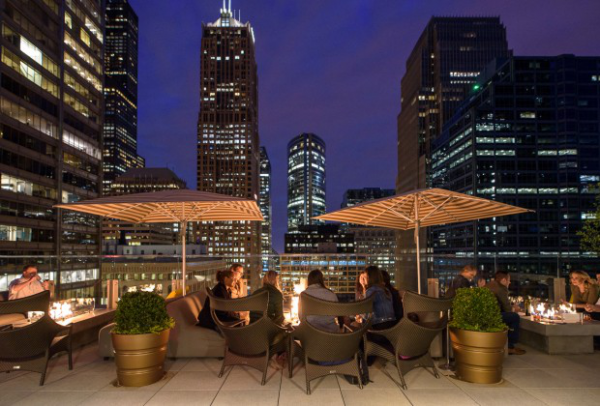 AIRE Rooftop Bar - Gold Winner - 2016 Chicago Design Awards
