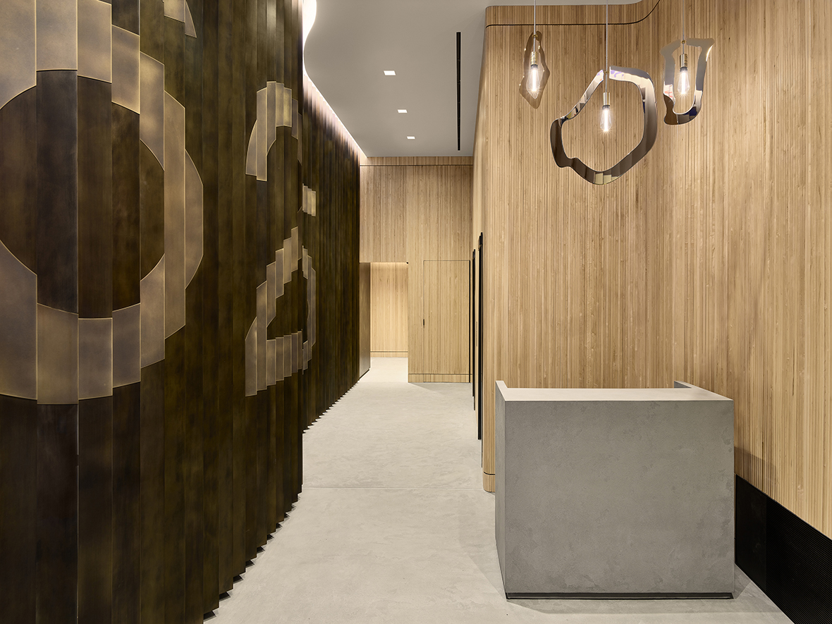 The Kaufman Lobby , Art Experience - 625 Broadway