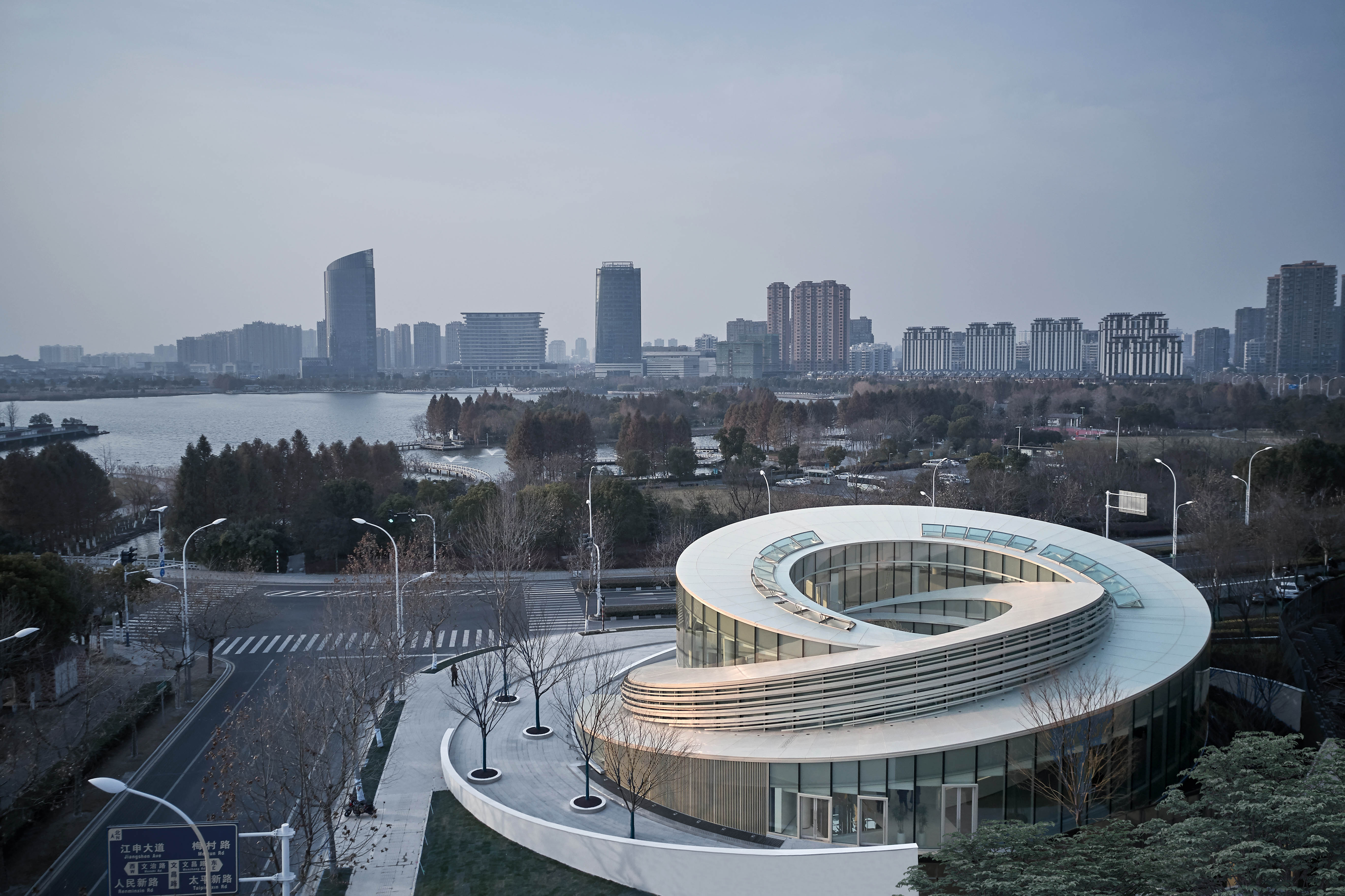 Yanlord Central Lake