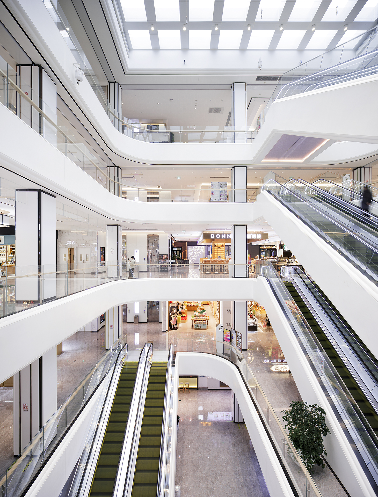 Hangzhou Hubin Yintai in77