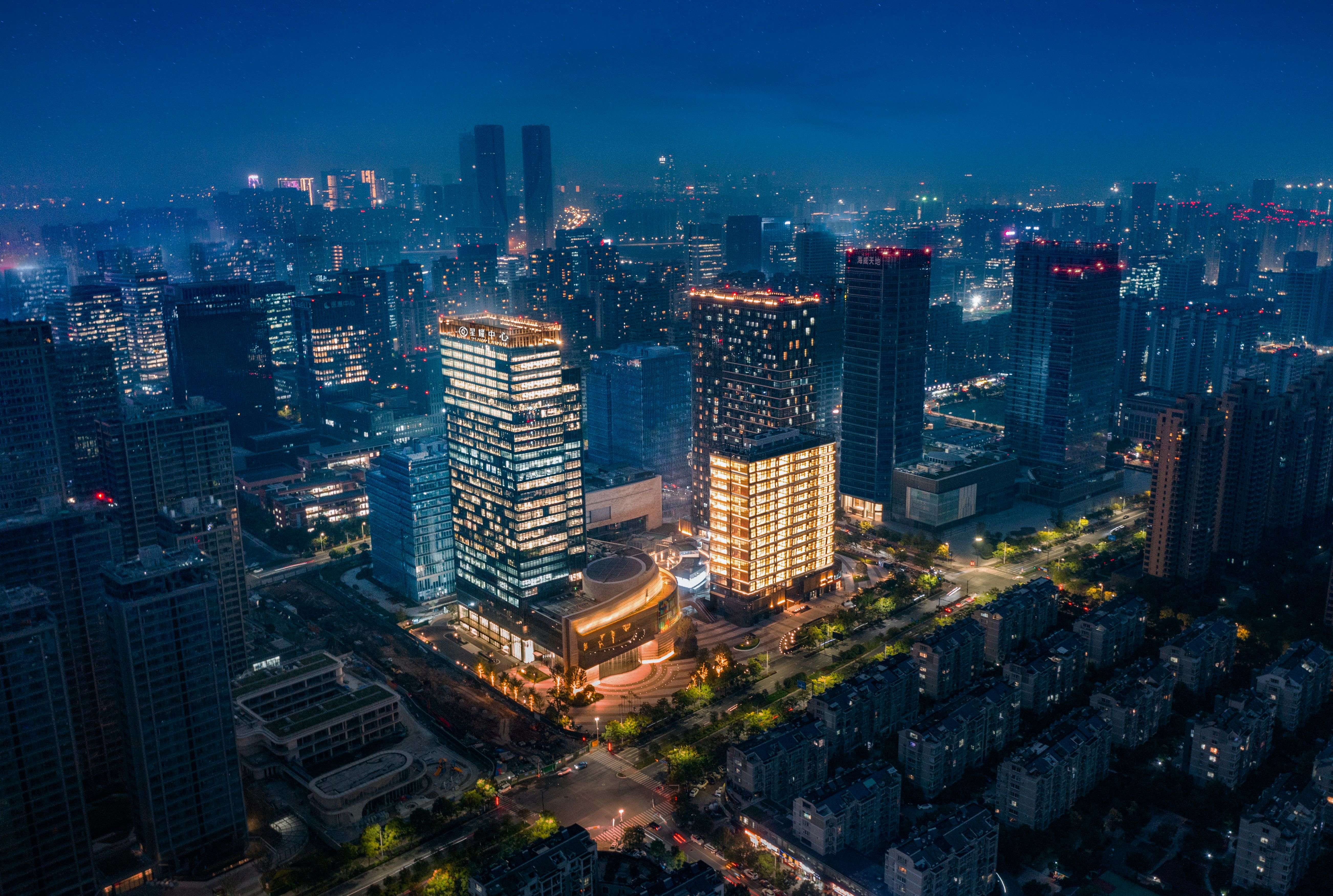 The Starry Center - Silver Winner - LONDON Design Awards 2022