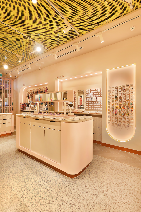 Mooii Melbourne Central - Silver Winner - AUSTRALIAN Design Awards 2024