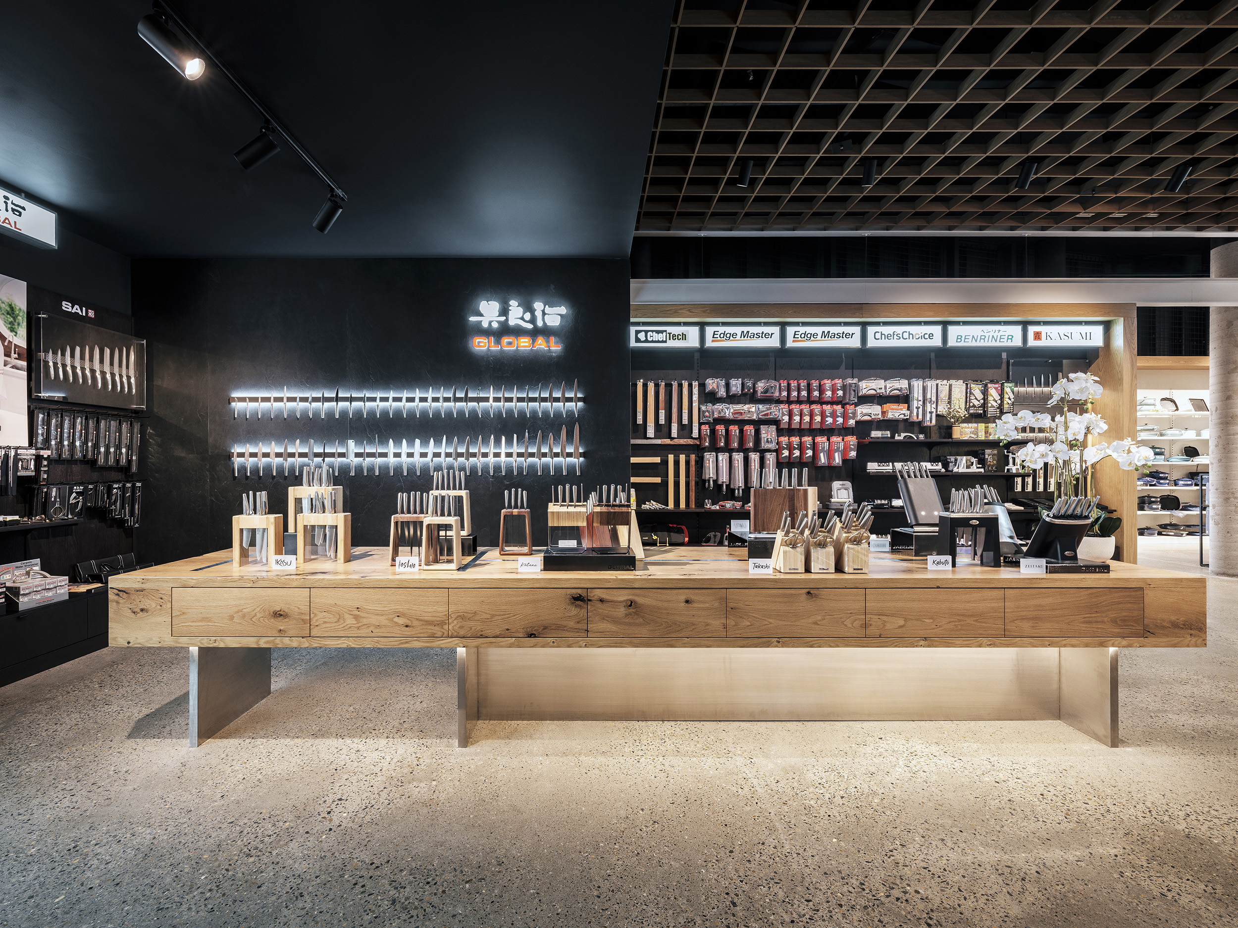 Sheldon & Hammond showroom