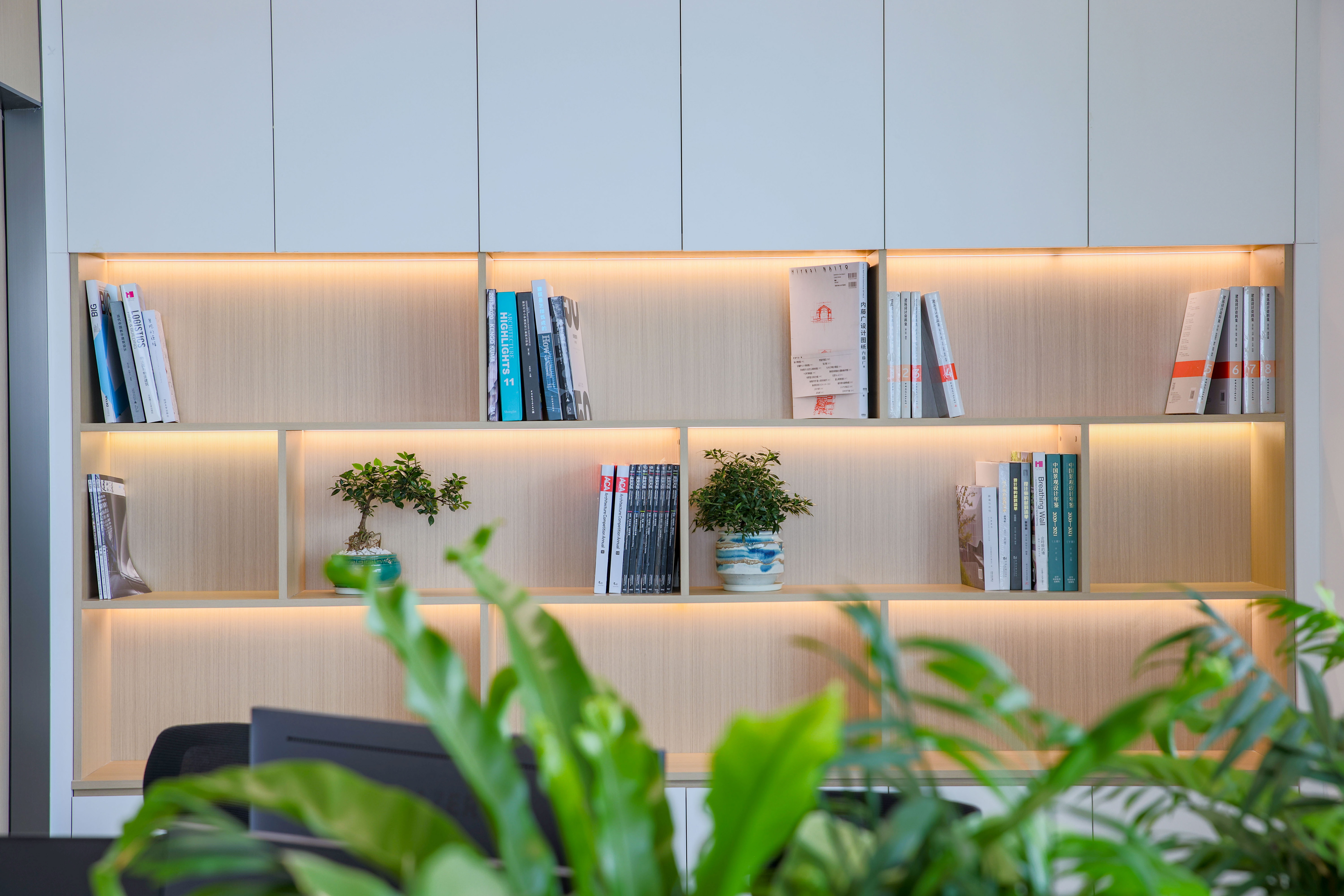 Office Space Interior Design of CR15UCD