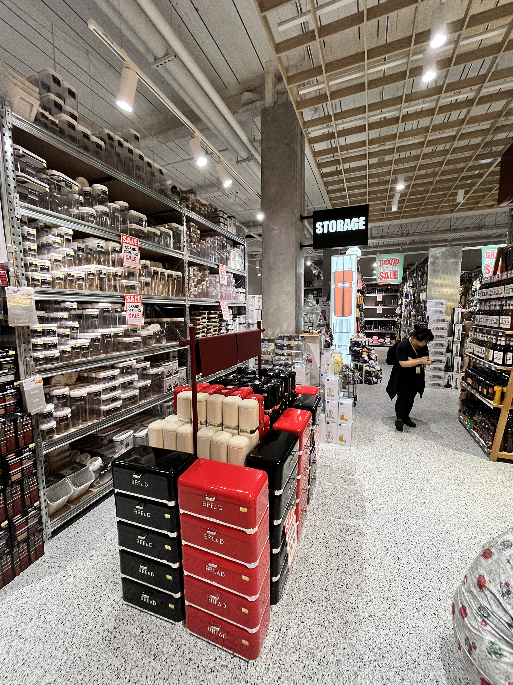 Victoria's Basement Flagship, Brisbane