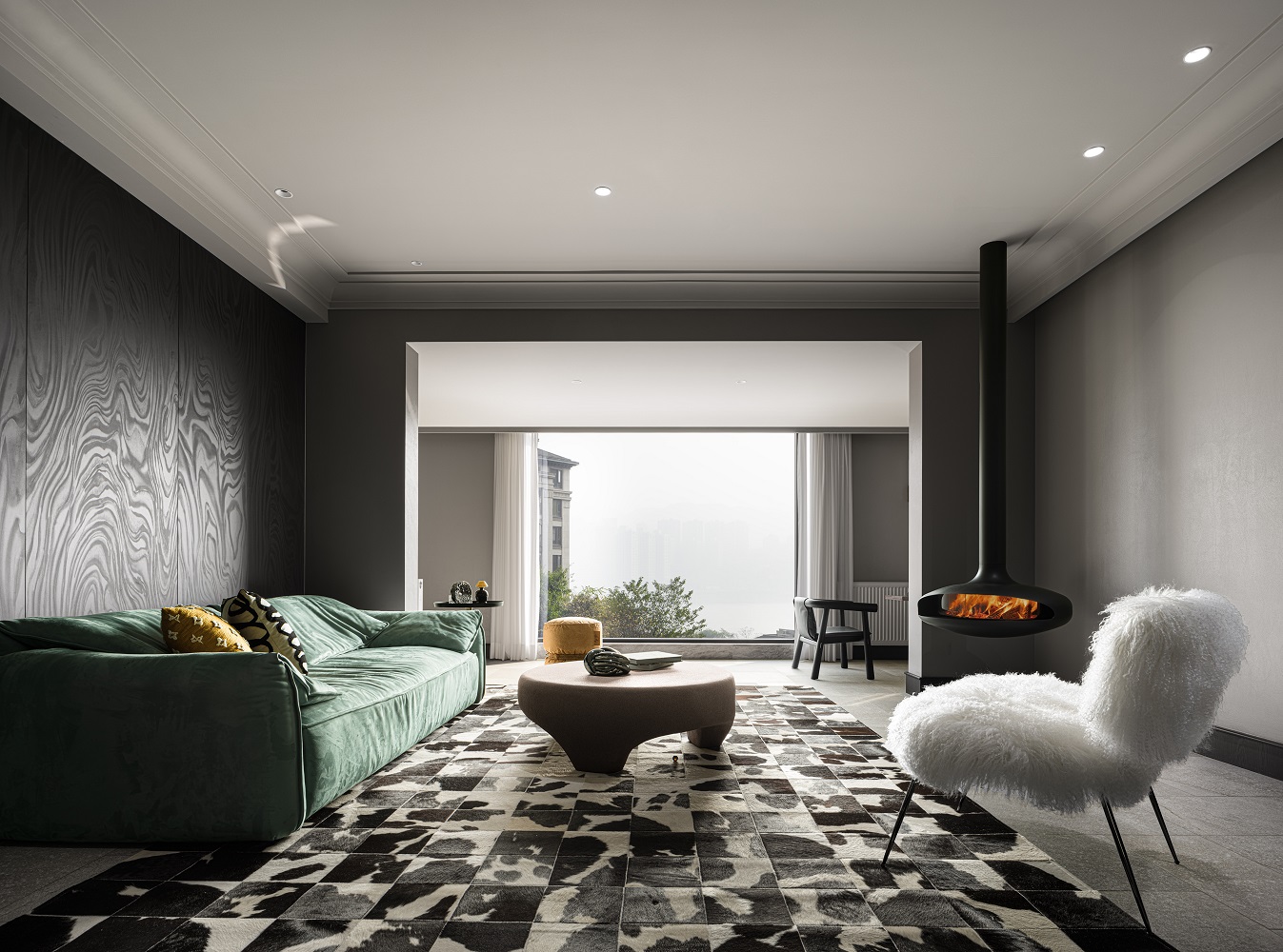 Global World: Light, Shadow, and Coexistence in Jiangjing Mansion