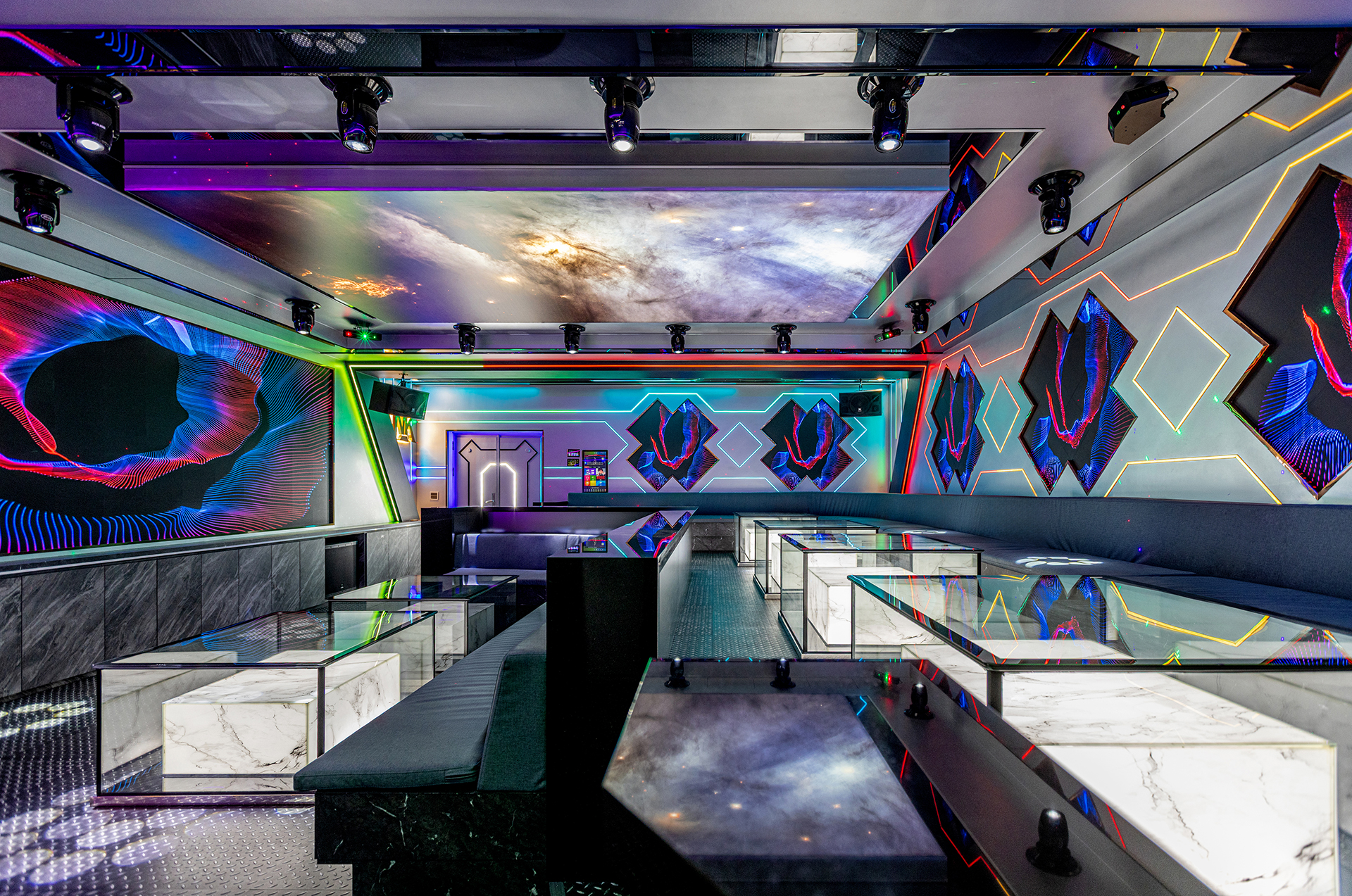 Cyber Luminous Field
