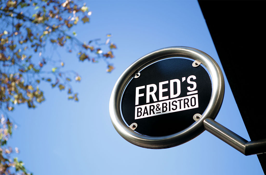 Fred's Bar