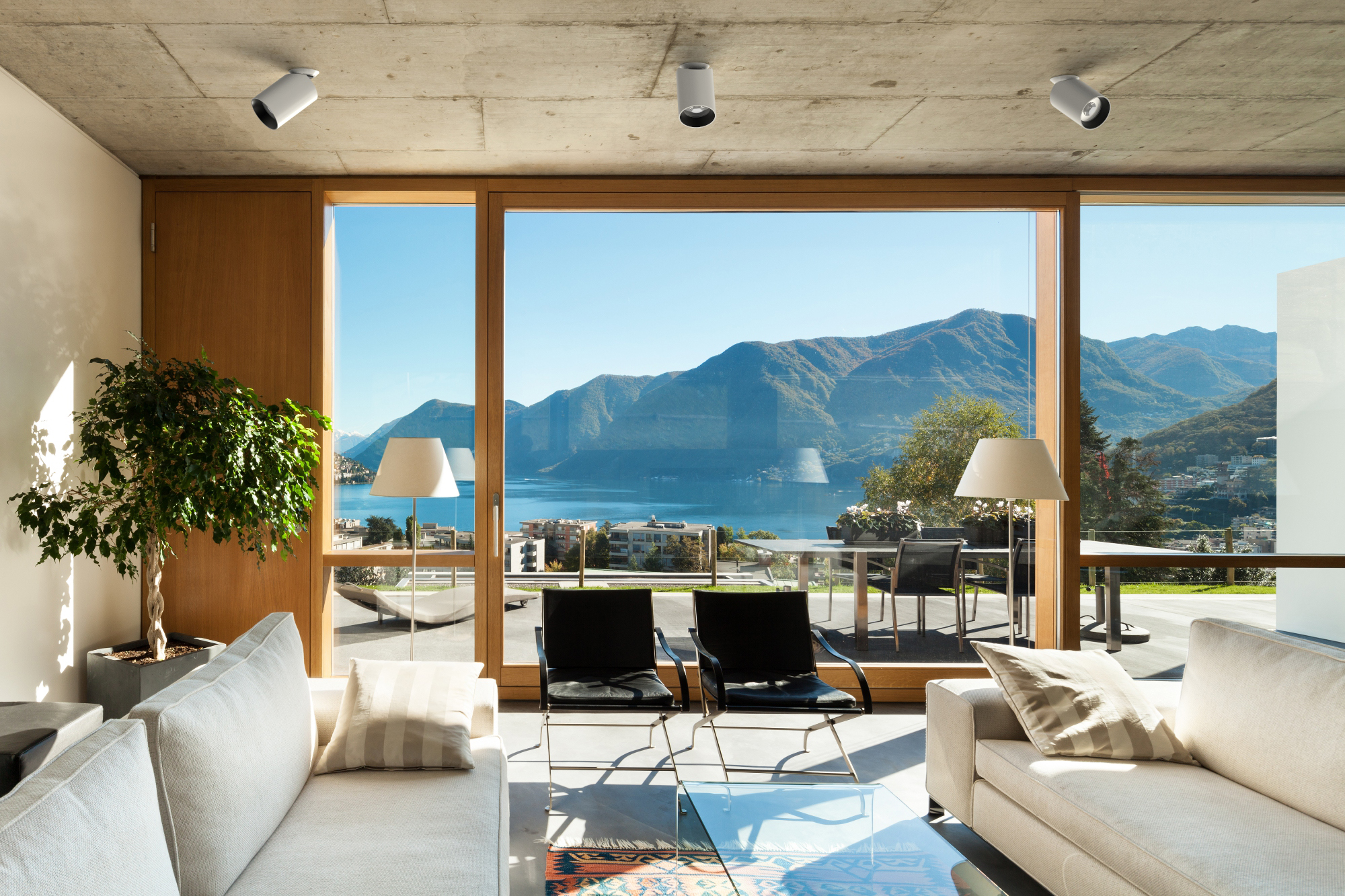 D900 SHX Curve surface-mounted downlight